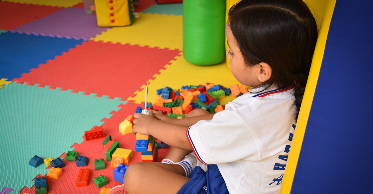 CUBICOL - HARVARD SCHOOL